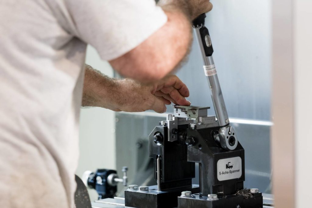 Fräsen - Limec Solution Gmbh